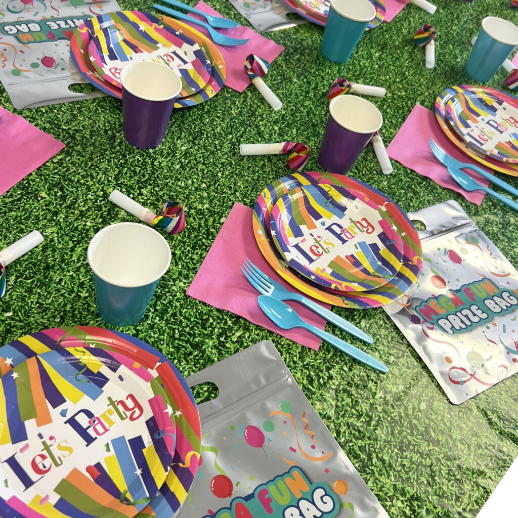 Rainbow Rave 7" Plate - 50 Plates/Pack or 500 Plates/Case - Party Direct