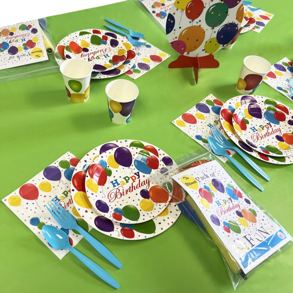 Place Settings - Plates, Cups & Napkins | Party Direct